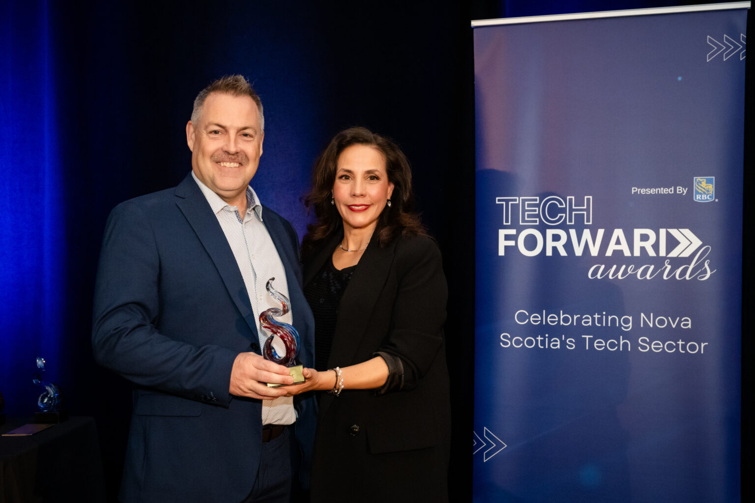 Celebrating Innovation and Impact: Highlights from the 2024 Tech Forward Awards – Digital Nova ...